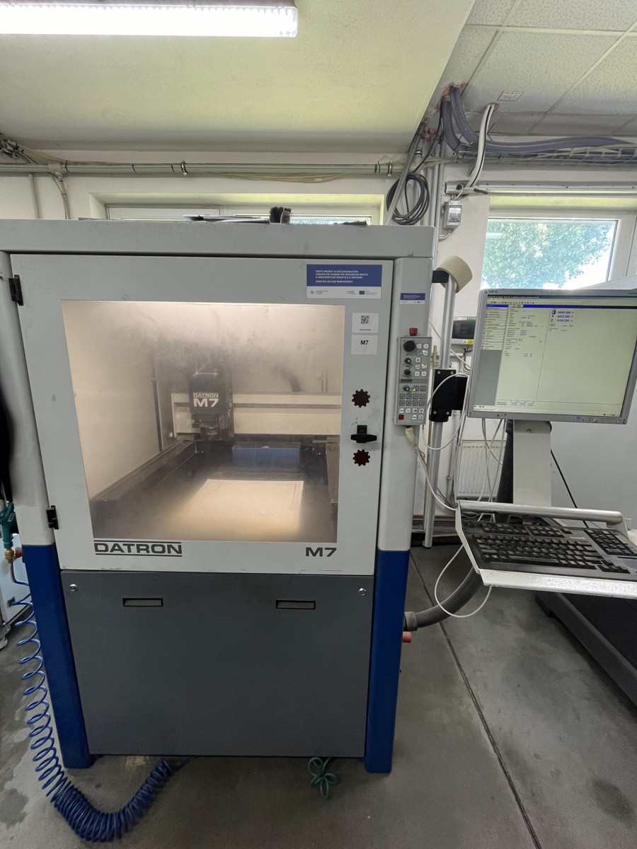 Fresadora DATRON M7